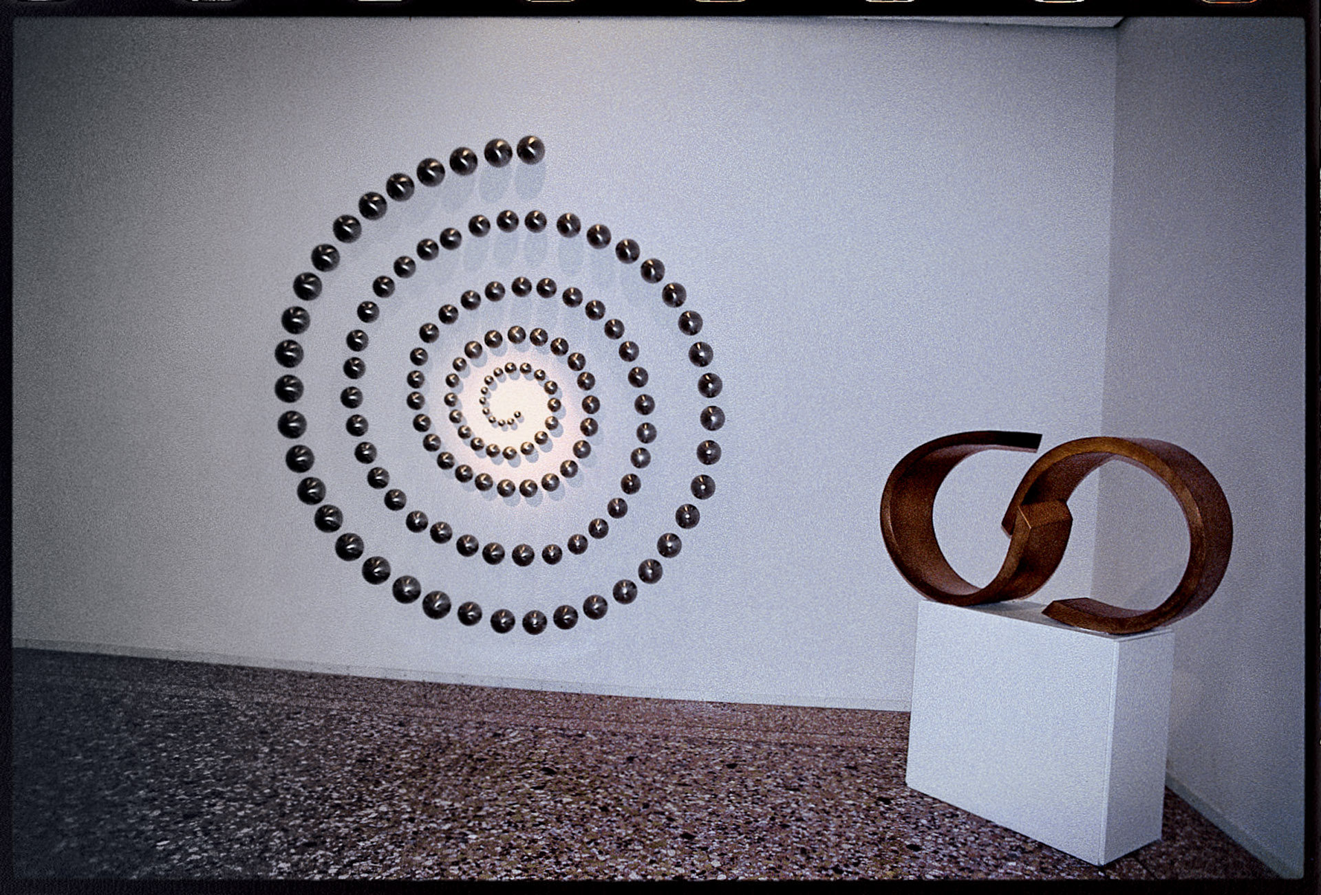 Spirale di sfere – Virginio Ferrari